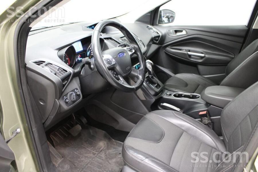 Zaļš Ford Kuga 2014 Rīga, ar dzinēja tilpumu 2.00 L un nobraukumu 218 tūkst. km par 3990 €, foto 9 vietnē AUTOMOTO.COM.LV