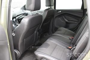 Zaļš Ford Kuga 2014 Rīga, ar dzinēja tilpumu 2.00 L un nobraukumu 218 tūkst. km par 3990 €, foto 10 vietnē AUTOMOTO.COM.LV
