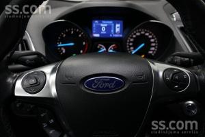 Zaļš Ford Kuga 2014 Rīga, ar dzinēja tilpumu 2.00 L un nobraukumu 218 tūkst. km par 3990 €, foto 18 vietnē AUTOMOTO.COM.LV