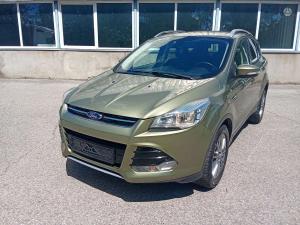 Zaļš Ford Kuga 2014 Alīta, ar dzinēja tilpumu 2.00 L un nobraukumu 238 tūkst. km par 7900 €, foto  vietnē AUTOMOTO.COM.LV