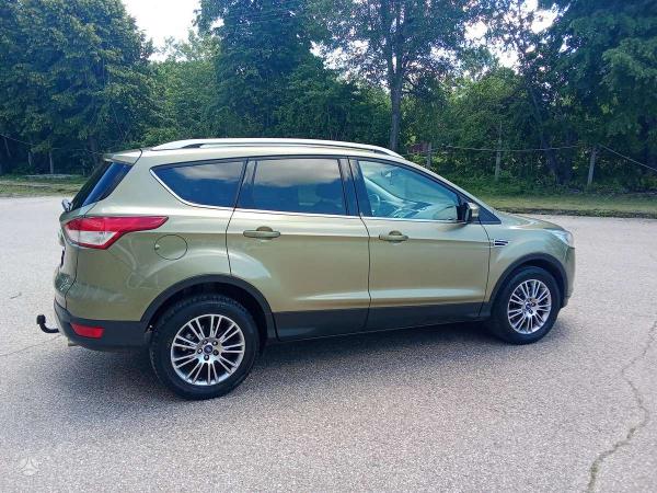 Zaļš Ford Kuga 2014 Alīta, ar dzinēja tilpumu 2.00 L un nobraukumu 238 tūkst. km par 7900 €, foto 3 vietnē AUTOMOTO.COM.LV