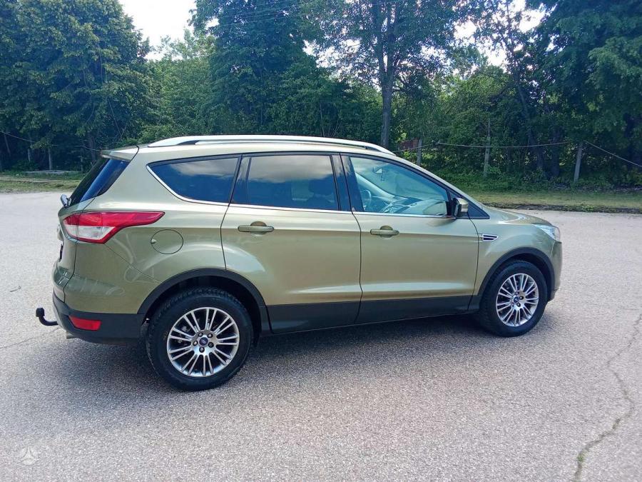 Zaļš Ford Kuga 2014 Alīta, ar dzinēja tilpumu 2.00 L un nobraukumu 238 tūkst. km par 7900 €, foto 4 vietnē AUTOMOTO.COM.LV