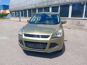 Zaļš Ford Kuga 2014 Alīta, ar dzinēja tilpumu 2.00 L un nobraukumu 238 tūkst. km par 7900 €, foto 6 vietnē AUTOMOTO.COM.LV