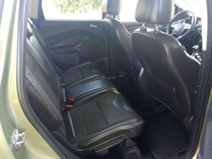 Zaļš Ford Kuga 2014 Alīta, ar dzinēja tilpumu 2.00 L un nobraukumu 238 tūkst. km par 7900 €, foto 24 vietnē AUTOMOTO.COM.LV