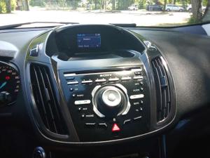 Zaļš Ford Kuga 2014 Alīta, ar dzinēja tilpumu 2.00 L un nobraukumu 238 tūkst. km par 7900 €, foto 26 vietnē AUTOMOTO.COM.LV