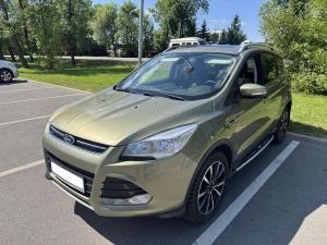 Zaļš Ford Kuga 2014 Kauņa, ar dzinēja tilpumu 2.00 L un nobraukumu 149 tūkst. km par 7200 €, foto  vietnē AUTOMOTO.COM.LV