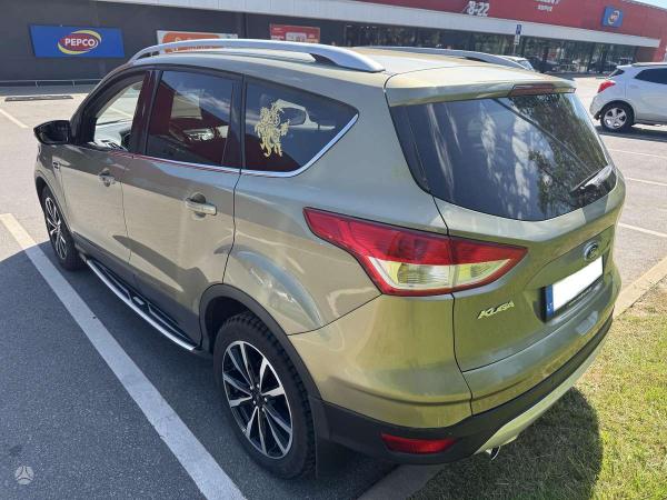 Green Ford Kuga 2014 in Kaunas, with an engine capacity of 2.00 L and mileage of 149 thousand km for 7200 €, photo 6 on AUTOMOTO.COM.LV