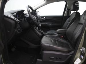 Green Ford Kuga 2015 in Vilnius, with an engine capacity of 1.50 L and mileage of 174 thousand km for 11199 €, photo 5 on AUTOMOTO.COM.LV
