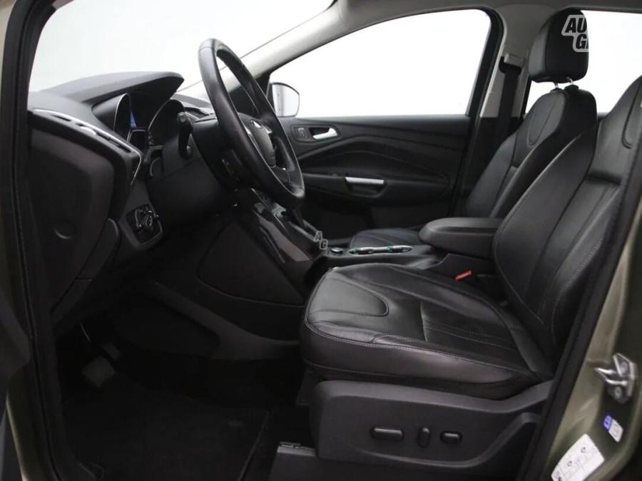 Green Ford Kuga 2015 in Vilnius, with an engine capacity of 1.50 L and mileage of 174 thousand km for 11199 €, photo 5 on AUTOMOTO.COM.LV