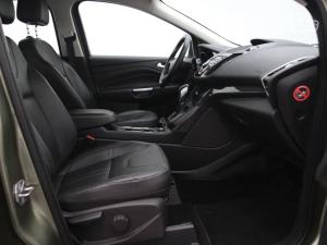 Green Ford Kuga 2015 in Vilnius, with an engine capacity of 1.50 L and mileage of 174 thousand km for 11199 €, photo 15 on AUTOMOTO.COM.LV
