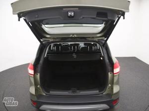 Green Ford Kuga 2015 in Vilnius, with an engine capacity of 1.50 L and mileage of 174 thousand km for 11199 €, photo 38 on AUTOMOTO.COM.LV