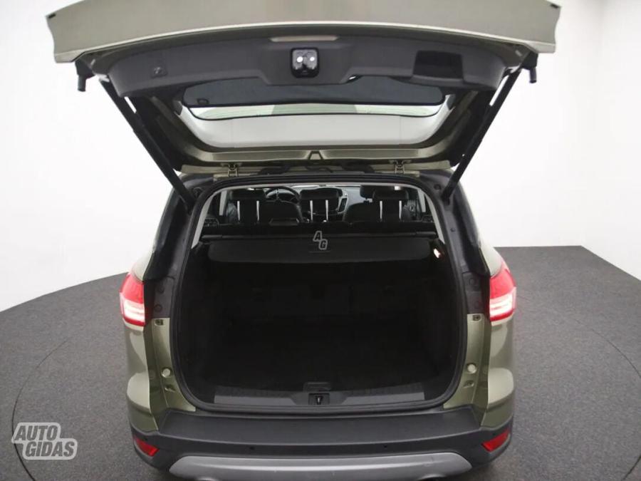 Green Ford Kuga 2015 in Vilnius, with an engine capacity of 1.50 L and mileage of 174 thousand km for 11199 €, photo 38 on AUTOMOTO.COM.LV