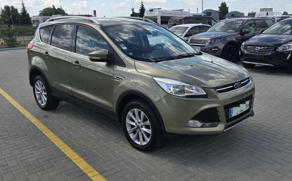 Green Ford Kuga 2015 in Taurage, with an engine capacity of 2.00 L and mileage of 269 thousand km for 6200 €, photo 3 on AUTOMOTO.COM.LV