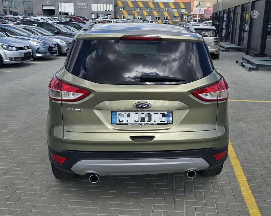 Green Ford Kuga 2015 in Taurage, with an engine capacity of 2.00 L and mileage of 269 thousand km for 6200 €, photo 9 on AUTOMOTO.COM.LV