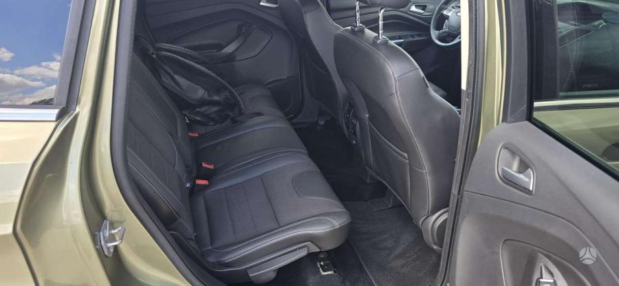 Green Ford Kuga 2015 in Taurage, with an engine capacity of 2.00 L and mileage of 269 thousand km for 6200 €, photo 12 on AUTOMOTO.COM.LV