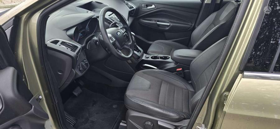 Green Ford Kuga 2015 in Taurage, with an engine capacity of 2.00 L and mileage of 269 thousand km for 6100 €, photo 11 on AUTOMOTO.COM.LV