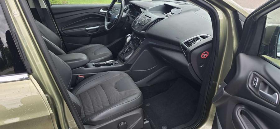 Green Ford Kuga 2015 in Taurage, with an engine capacity of 2.00 L and mileage of 269 thousand km for 6100 €, photo 13 on AUTOMOTO.COM.LV