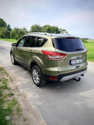 Green Ford Kuga 2015 in Siauliai, with an engine capacity of 2.00 L and mileage of 237 thousand km for 7000 €, photo 6 on AUTOMOTO.COM.LV