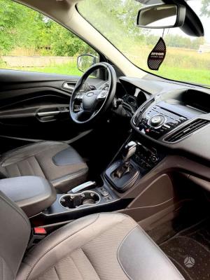 Green Ford Kuga 2015 in Siauliai, with an engine capacity of 2.00 L and mileage of 237 thousand km for 7000 €, photo 20 on AUTOMOTO.COM.LV