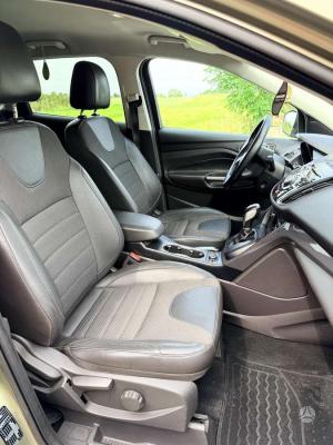 Green Ford Kuga 2015 in Siauliai, with an engine capacity of 2.00 L and mileage of 237 thousand km for 7000 €, photo 21 on AUTOMOTO.COM.LV