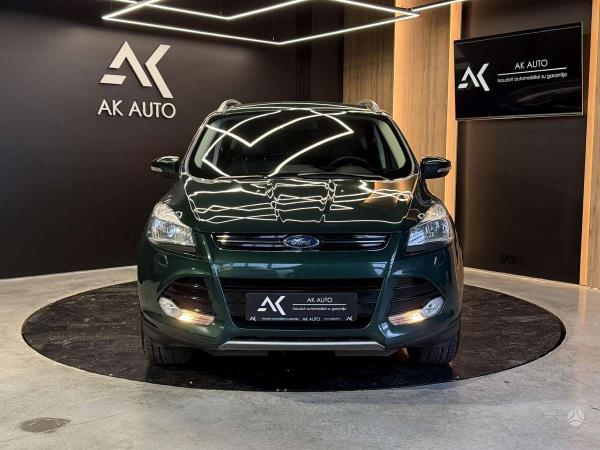 Green Ford Kuga 2016 in Kaunas, with an engine capacity of 2.00 L and mileage of 193 thousand km for 9990 €, photo 4 on AUTOMOTO.COM.LV