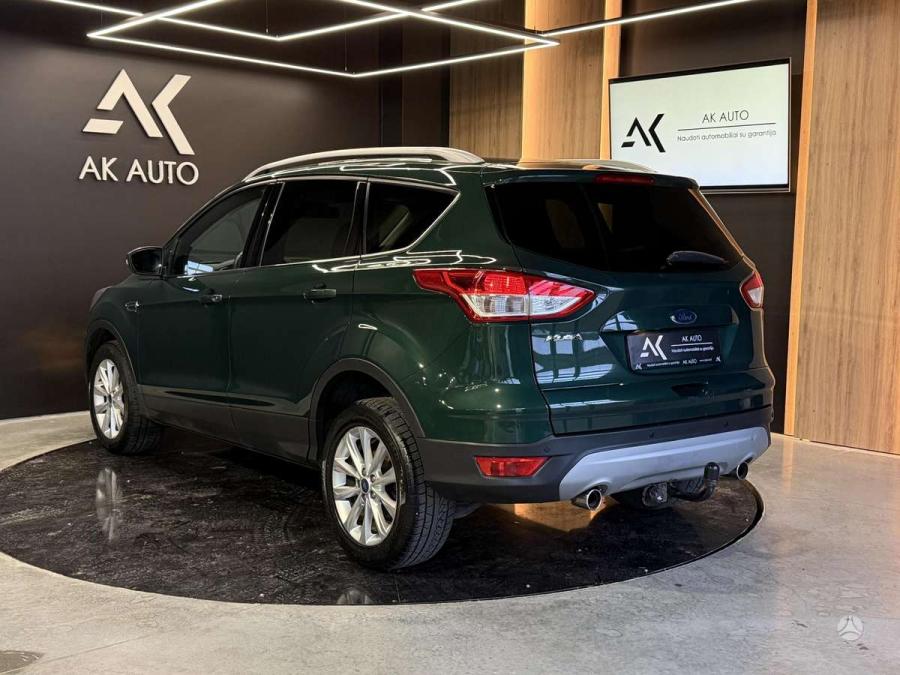 Green Ford Kuga 2016 in Kaunas, with an engine capacity of 2.00 L and mileage of 193 thousand km for 9990 €, photo 8 on AUTOMOTO.COM.LV
