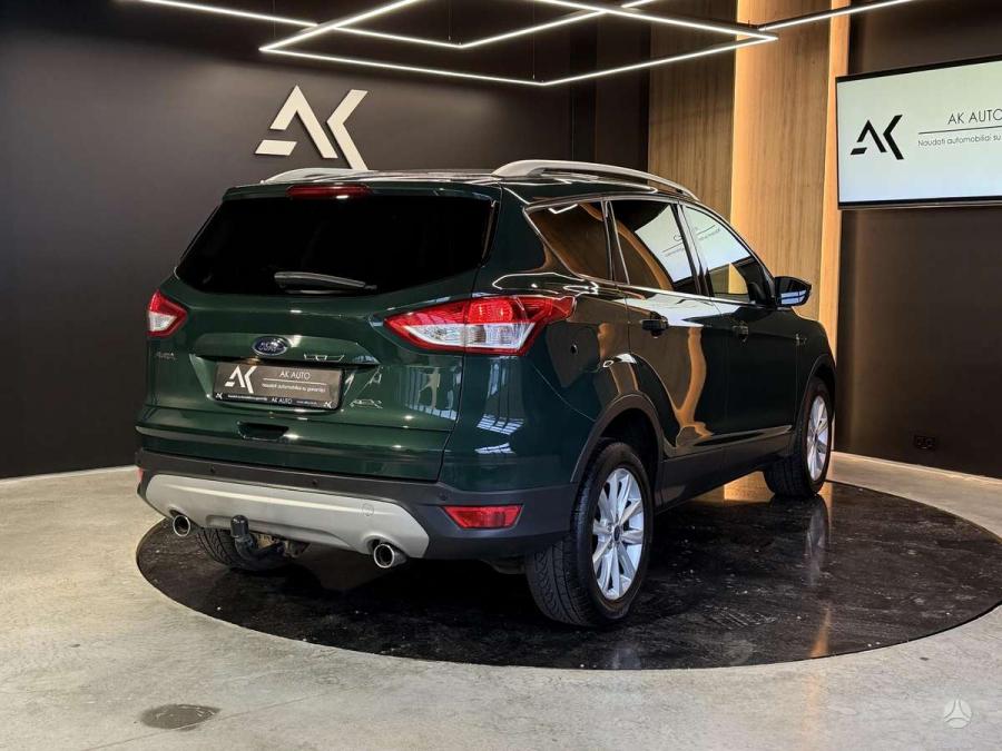 Green Ford Kuga 2016 in Kaunas, with an engine capacity of 2.00 L and mileage of 193 thousand km for 9990 €, photo 12 on AUTOMOTO.COM.LV