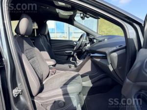 Zaļš Ford Kuga 2018 Rīga, ar dzinēja tilpumu 1.50 L un nobraukumu 195 tūkst. km par 11995 €, foto 23 vietnē AUTOMOTO.COM.LV