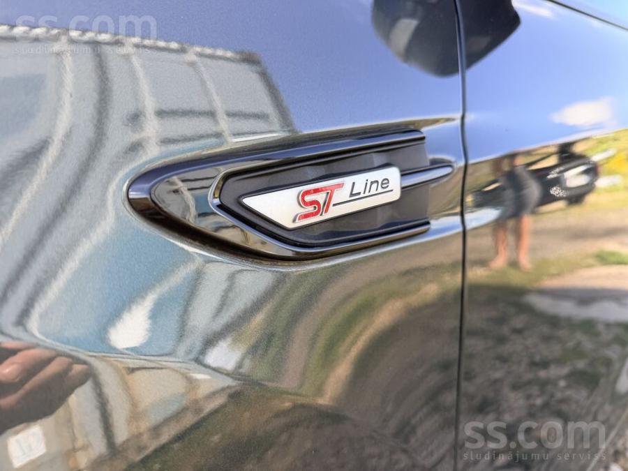 Zaļš Ford Kuga 2018 Rīga, ar dzinēja tilpumu 1.50 L un nobraukumu 195 tūkst. km par 11995 €, foto 26 vietnē AUTOMOTO.COM.LV