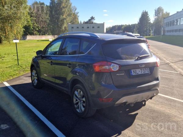 Grey Ford Kuga 2008 in Ogre, with an engine capacity of 2.00 L and mileage of 246 thousand km for 3930 €, photo 2 on AUTOMOTO.COM.LV