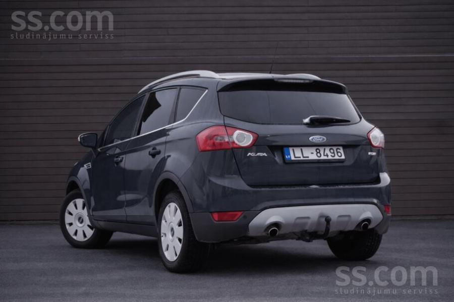 Pelēks Ford Kuga 2008 Rīga, ar dzinēja tilpumu 2.00 L un nobraukumu 310 tūkst. km par 5890 €, foto 5 vietnē AUTOMOTO.COM.LV