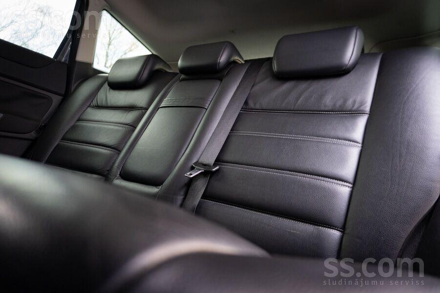 Pelēks Ford Kuga 2008 Rīga, ar dzinēja tilpumu 2.00 L un nobraukumu 310 tūkst. km par 5890 €, foto 8 vietnē AUTOMOTO.COM.LV