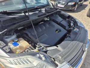Grey Ford Kuga 2008 in Utena, with an engine capacity of 2.00 L and mileage of 260 thousand km for 4150 €, photo 9 on AUTOMOTO.COM.LV