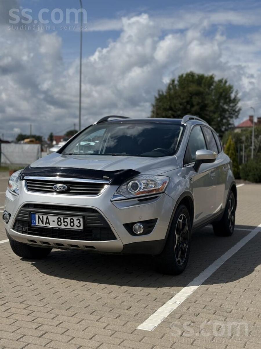Grey Ford Kuga 2008 in Riga, with an engine capacity of 2.00 L and mileage of 245 thousand km for 5600 €, photo 1 on AUTOMOTO.COM.LV