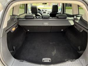 Grey Ford Kuga 2008 in Riga, with an engine capacity of 2.00 L and mileage of 245 thousand km for 5600 €, photo 9 on AUTOMOTO.COM.LV