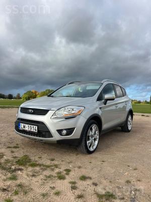 Pelēks Ford Kuga 2008 Tukums, ar dzinēja tilpumu 2.00 L un nobraukumu 220 tūkst. km par 4350 €, foto  vietnē AUTOMOTO.COM.LV