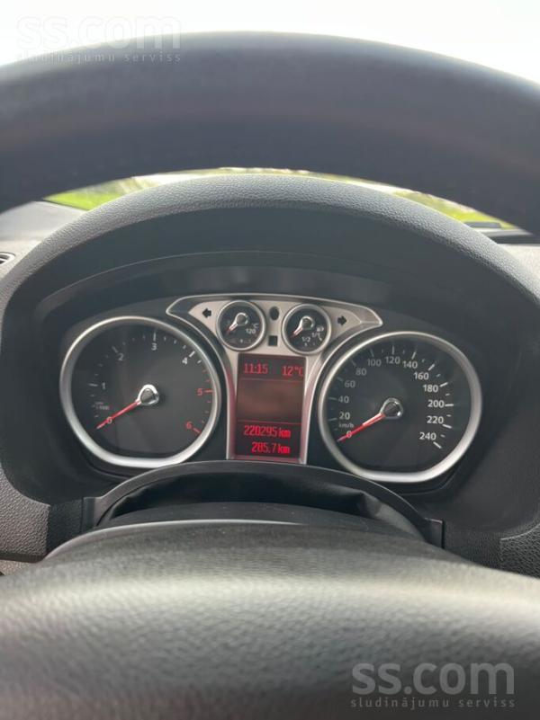 Pelēks Ford Kuga 2008 Tukums, ar dzinēja tilpumu 2.00 L un nobraukumu 220 tūkst. km par 4350 €, foto 9 vietnē AUTOMOTO.COM.LV