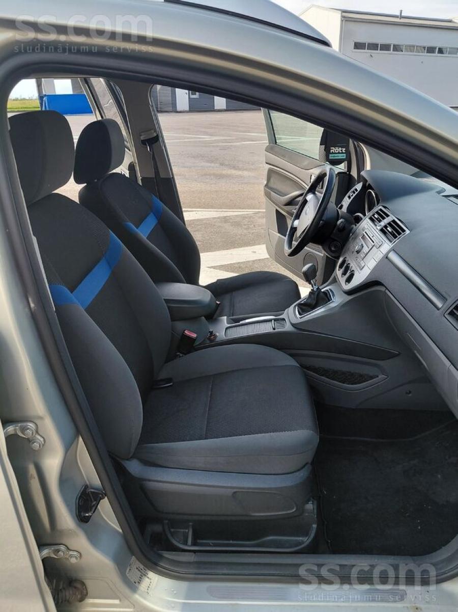 Pelēks Ford Kuga 2008 Saldus, ar dzinēja tilpumu 2.00 L un nobraukumu 274 tūkst. km par 2900 €, foto 8 vietnē AUTOMOTO.COM.LV