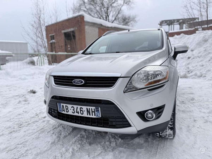 Pelēks Ford Kuga 2009 Šauļi, ar dzinēja tilpumu 2.00 L un nobraukumu 205 tūkst. km par 3900 €, foto 2 vietnē AUTOMOTO.COM.LV