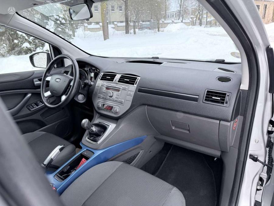 Pelēks Ford Kuga 2009 Šauļi, ar dzinēja tilpumu 2.00 L un nobraukumu 205 tūkst. km par 3900 €, foto 16 vietnē AUTOMOTO.COM.LV