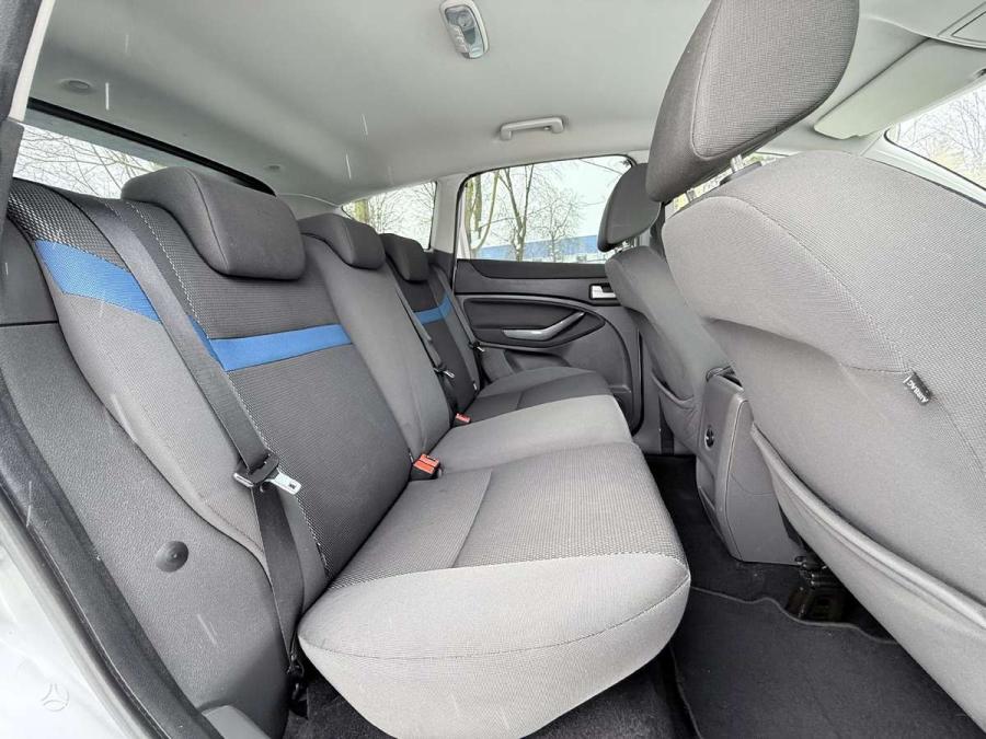 Pelēks Ford Kuga 2009 Šauļi, ar dzinēja tilpumu 2.00 L un nobraukumu 205 tūkst. km par 3900 €, foto 18 vietnē AUTOMOTO.COM.LV