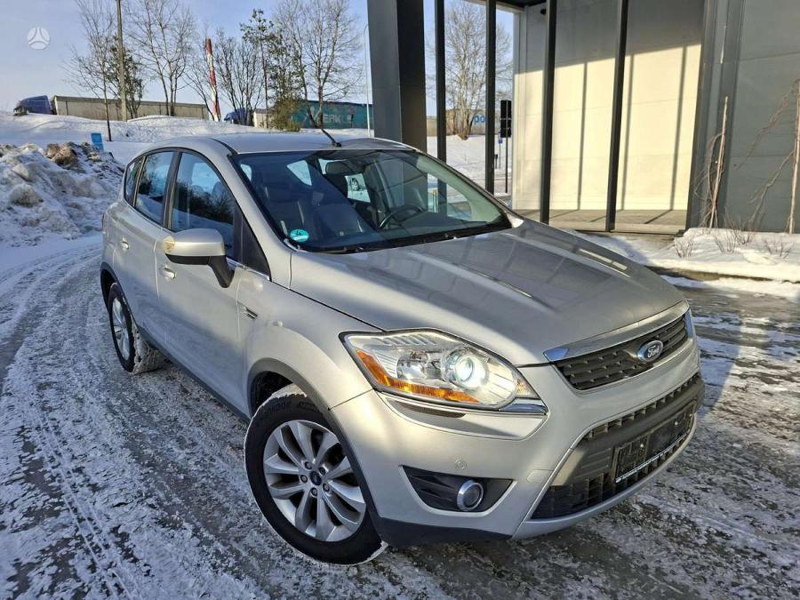 Grey Ford Kuga 2009 in Vilnius, with an engine capacity of 2.00 L and mileage of 300 thousand km for 4950 €, photo 1 on AUTOMOTO.COM.LV