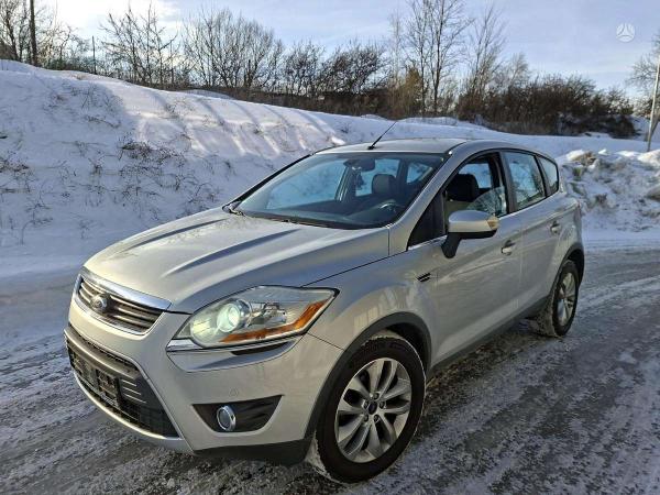 Pelēks Ford Kuga 2009 Viļņa, ar dzinēja tilpumu 2.00 L un nobraukumu 300 tūkst. km par 4950 €, foto 2 vietnē AUTOMOTO.COM.LV