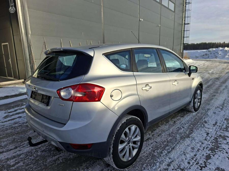 Grey Ford Kuga 2009 in Vilnius, with an engine capacity of 2.00 L and mileage of 300 thousand km for 4950 €, photo 9 on AUTOMOTO.COM.LV