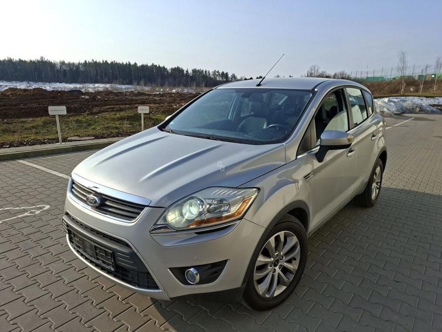 Grey Ford Kuga 2009 in Vilnius, with an engine capacity of 2.00 L and mileage of 302 thousand km for 4950 €, photo 1 on AUTOMOTO.COM.LV