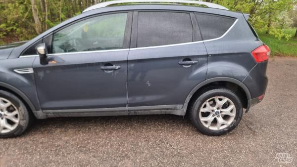 Grey Ford Kuga 2009 in Moletai, with an engine capacity of 2.00 L and mileage of 303 thousand km for 4500 €, photo 3 on AUTOMOTO.COM.LV
