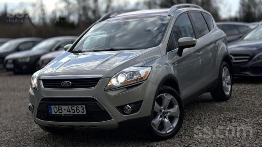 Pelēks Ford Kuga 2009 Jelgava, ar dzinēja tilpumu 2.00 L un nobraukumu 296 tūkst. km par 4990 €, foto 1 vietnē AUTOMOTO.COM.LV
