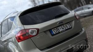 Pelēks Ford Kuga 2009 Jelgava, ar dzinēja tilpumu 2.00 L un nobraukumu 296 tūkst. km par 4990 €, foto 7 vietnē AUTOMOTO.COM.LV