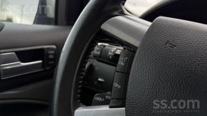 Pelēks Ford Kuga 2009 Jelgava, ar dzinēja tilpumu 2.00 L un nobraukumu 296 tūkst. km par 4990 €, foto 21 vietnē AUTOMOTO.COM.LV