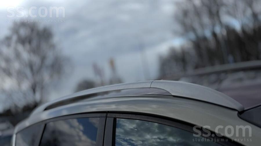 Pelēks Ford Kuga 2009 Jelgava, ar dzinēja tilpumu 2.00 L un nobraukumu 296 tūkst. km par 4990 €, foto 24 vietnē AUTOMOTO.COM.LV